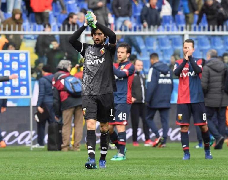Genoa, Perin saluta Marassi tra applausi e lacrime