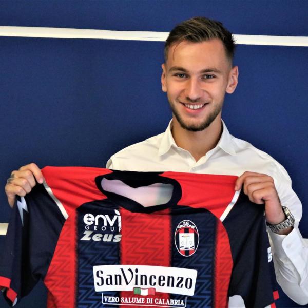 Ora è ufficiale: Dragus è del Crotone | Alfredo Pedullà