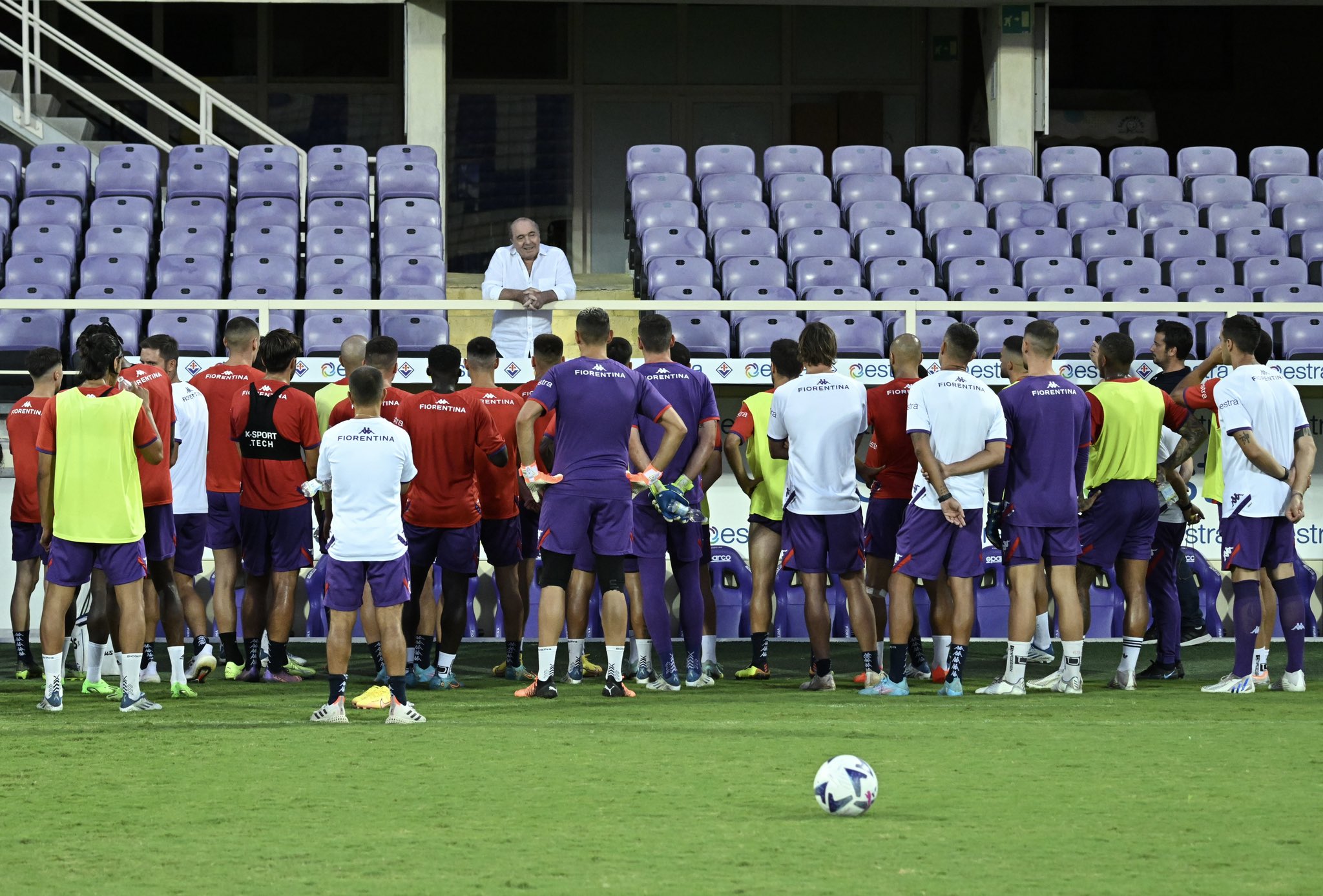 Fiorentina, allenamento al Franchi prima del Twente. Commisso saluta e ...