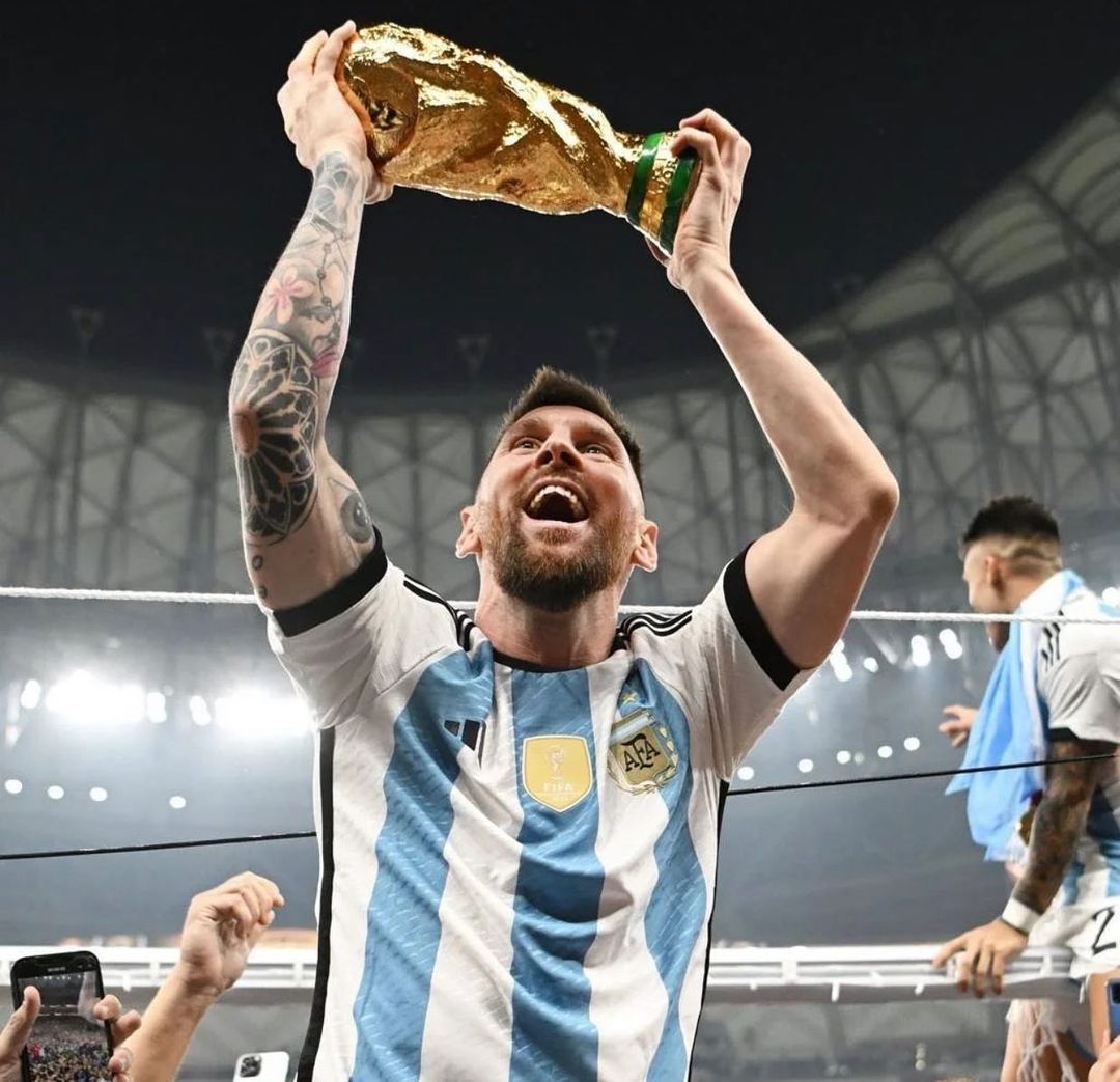 Messi Record Anche Su Instagram La Foto In Cui Alza La Coppa Del