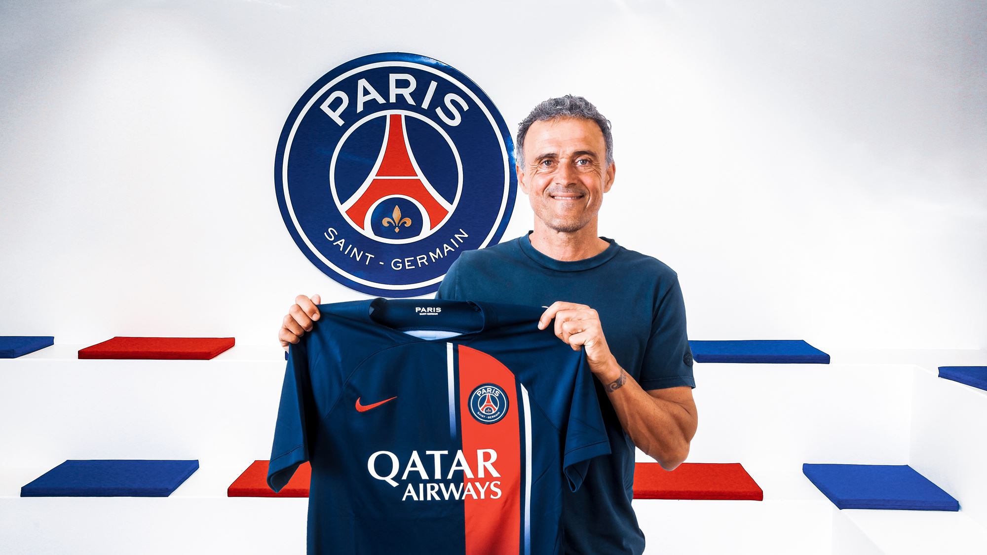 Ora è ufficiale: Luis Enrique è il nuovo allenatore del Paris Saint ...