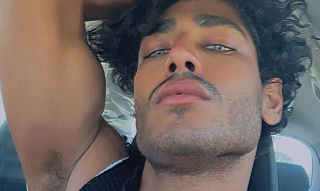 Akash Kumar: online il passaporto che svela il vero nome ed il colore ...