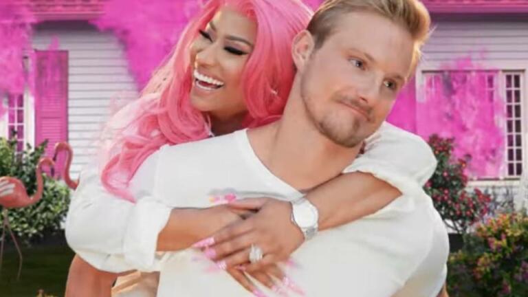 Nicki Minaj ha pubblicato il video di Super Freaky Girl * Biccy.it