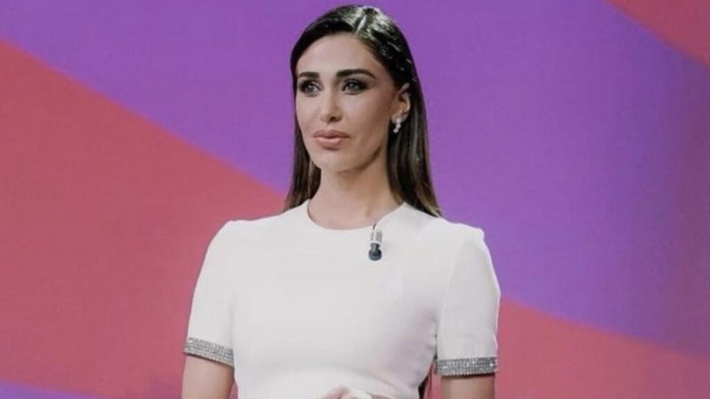 Belen Rodriguez, un ex gieffino: "Lei cacciata da Mediaset, godo!"