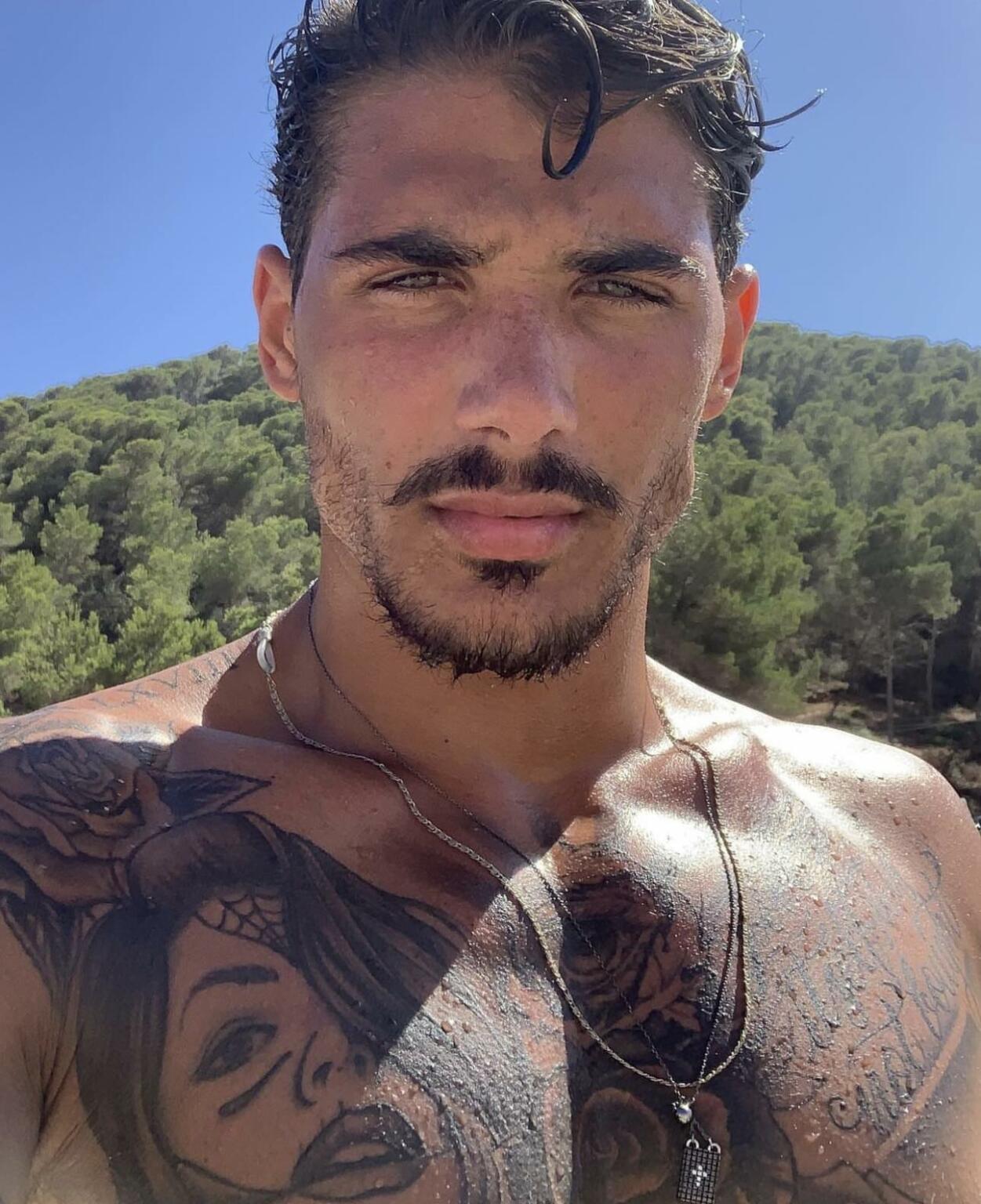 Alex Migliorini e Manuel Pirelli sono una coppia: lui ex di Love Island ...
