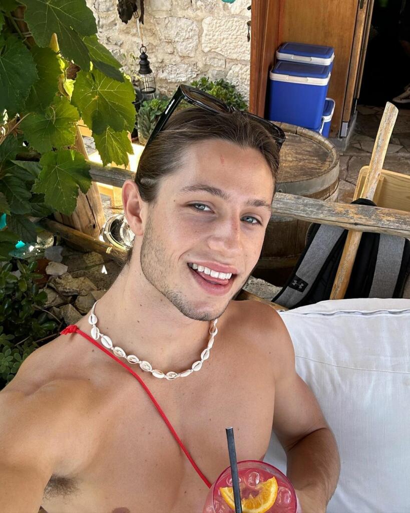 Dustin Taylor: chi è il ballerino australiano di Amici amico di Isobel