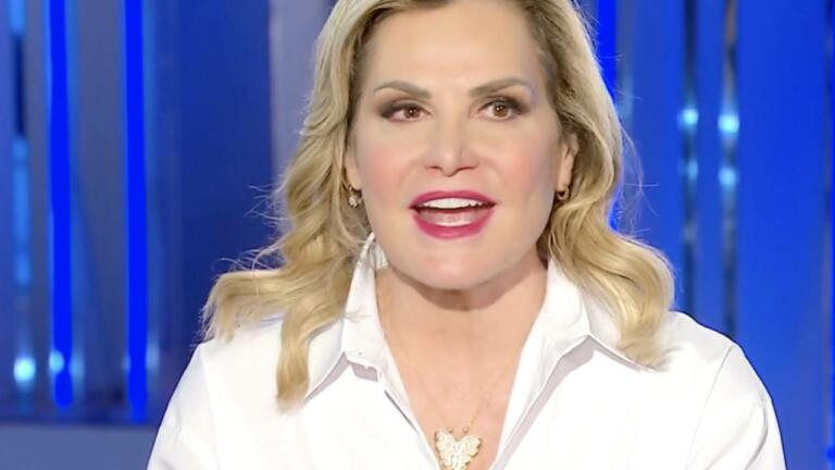 Simona Ventura da Mara Venier ricorda il loro periodo buio | “Non ci ... Simona Ventura da Mara Venier ricorda il loro periodo buio | “Non ci ...
