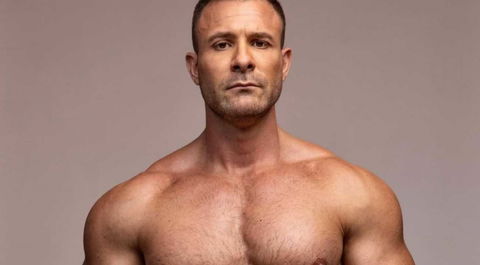 Grobes Geraet: il fidanzato di Tim che ne ha annunciato la morte