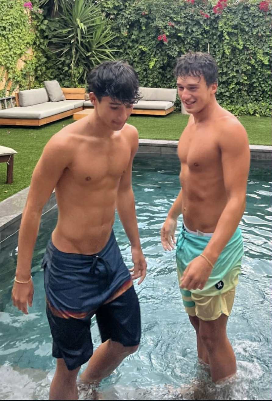 Matteo Santoro sul fidanzato Max Linan: "Vivo in modo naturale"