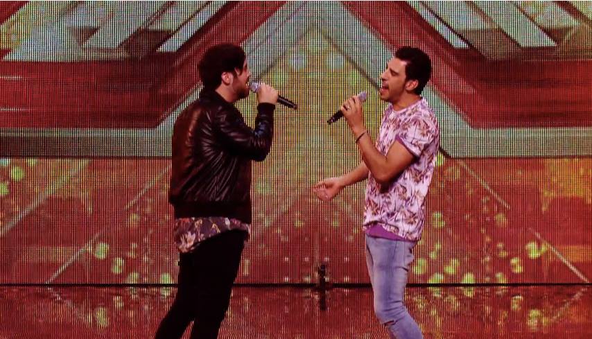 X Factor UK: coppia gay canta Love Me Like You Do e commuove i giudici ...