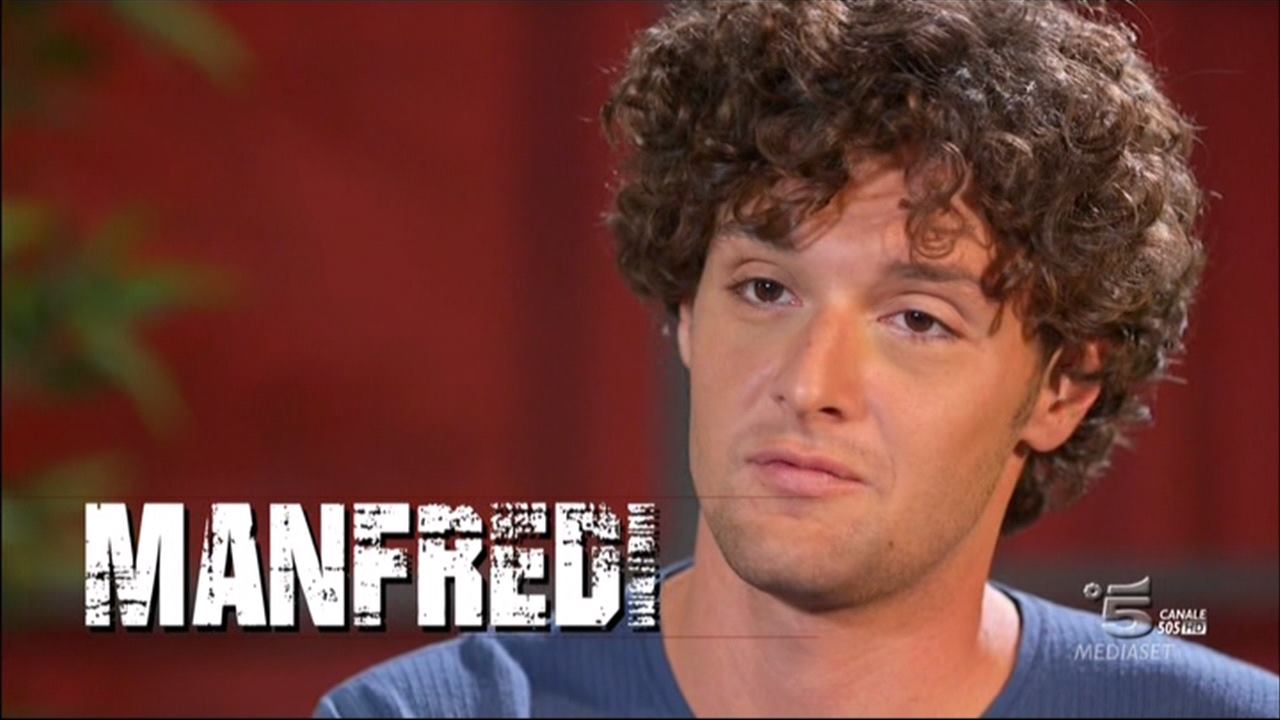 Grande Fratello 14: Diego bacia Manfredi in bocca (VIDEO) | Archivio ...