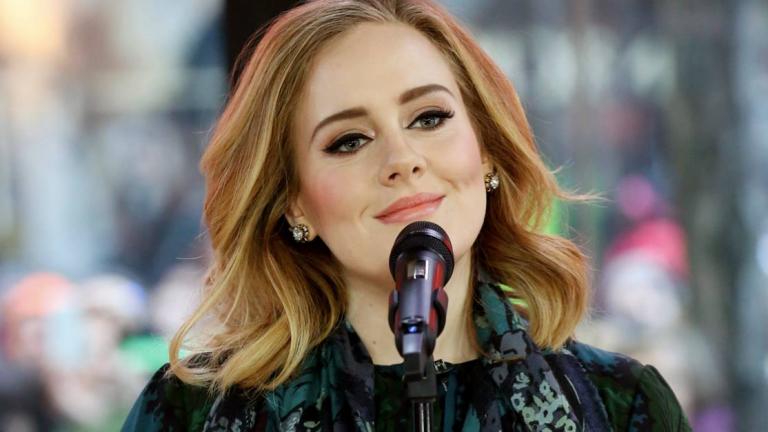 Adele dimagrita - le foto al mare | Archivio Biccy.it