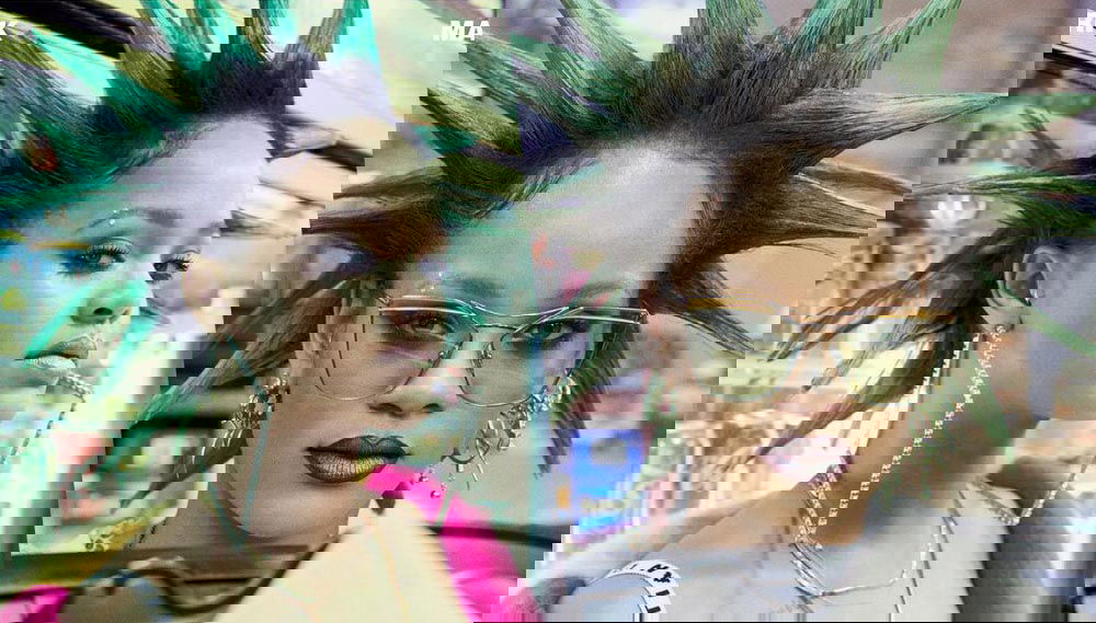 Rihanna e il nuovo look pazzesco per Paper | Archivio Biccy.it