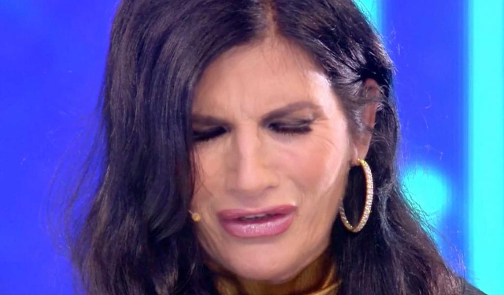 Pamela Prati fra acido e minacce. Quest’oggi, come riportato da ... Pamela Prati fra acido e minacce. Quest’oggi, come riportato da ...