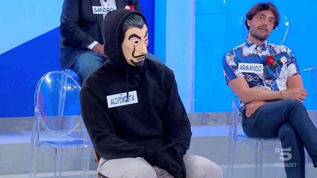 Alchimista è Angelo o Alessandro Graziani, gli indizi sono molti e l ...