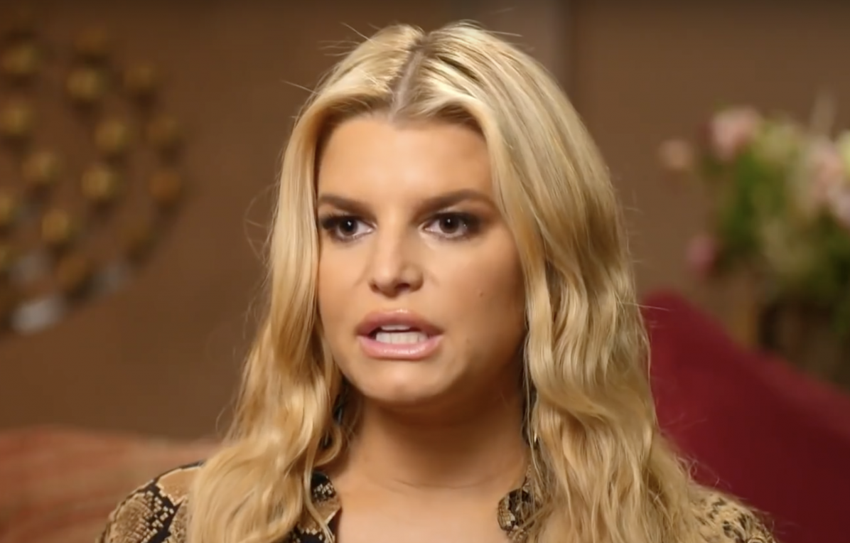 Jessica Simpson dimagrita di 50 chili: prima e dopo, cambiamento choc