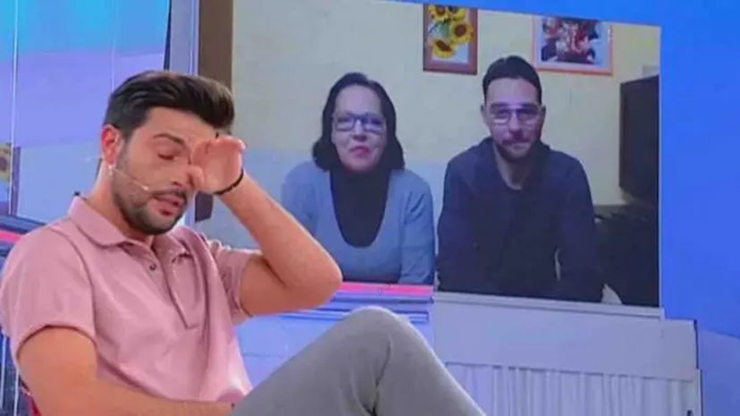 Chi è Il Padre Di Davide Donadei Problemi Con La Giustizia E Retroscena