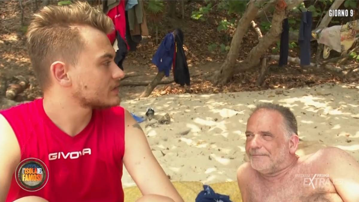 Crisi Cecchi Paone e Simone all'Isola: i reali motivi svelati a Fiore ...