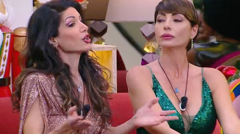 Chirurgo della Monsè sbugiarda Ilaria: verità sulle famose punturine