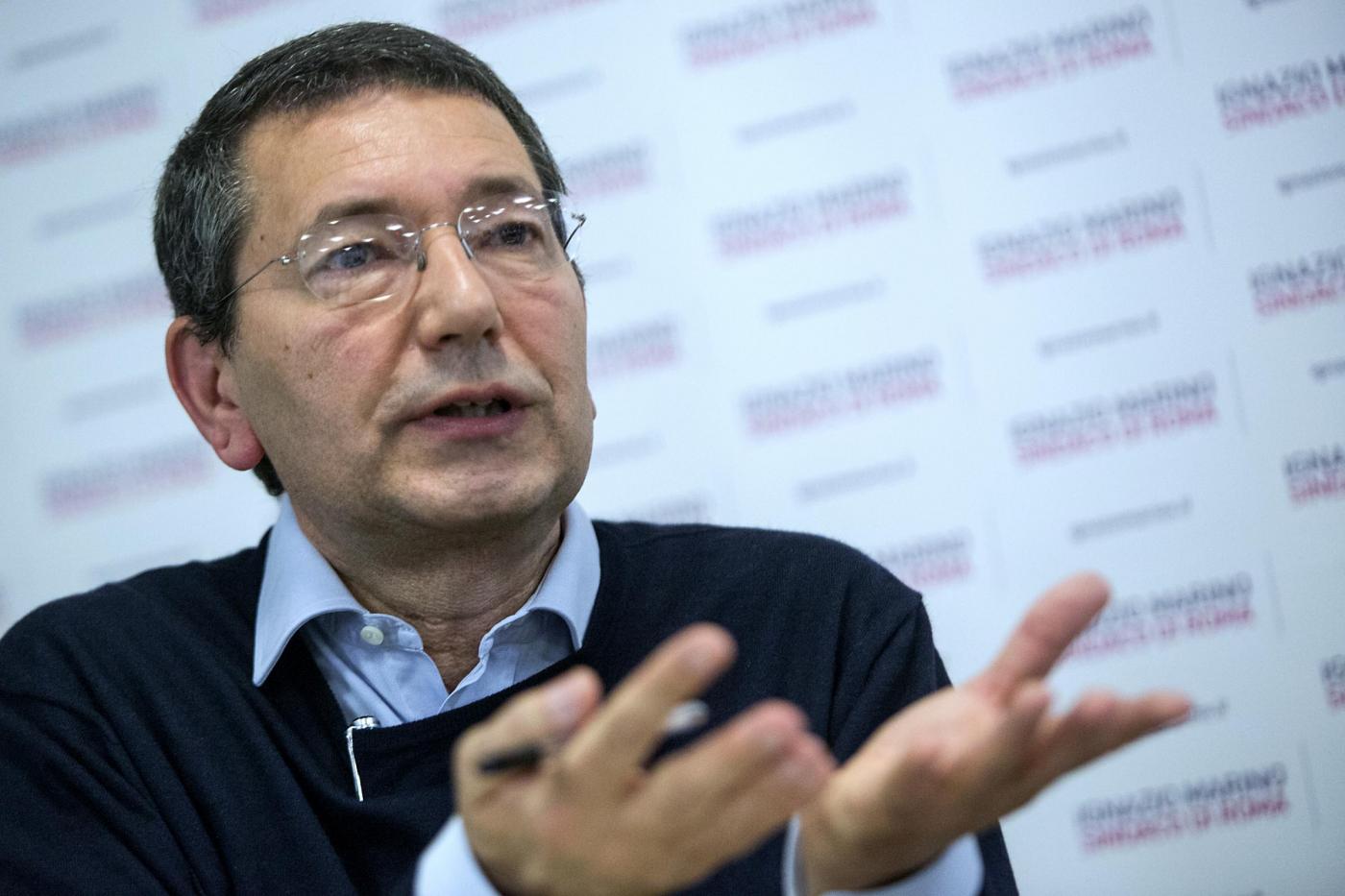 Marino dovrà spostare l'auto dai posti riservati ai senatori ...