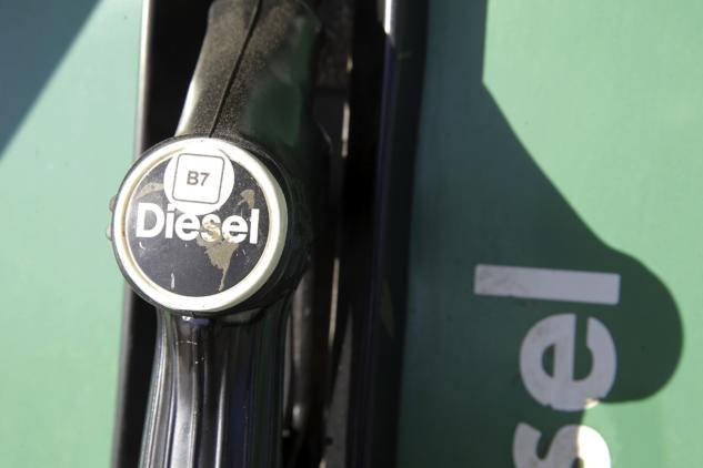 Quelli che rubano la benzina | Giornalettismo Quelli che rubano la benzina | Giornalettismo