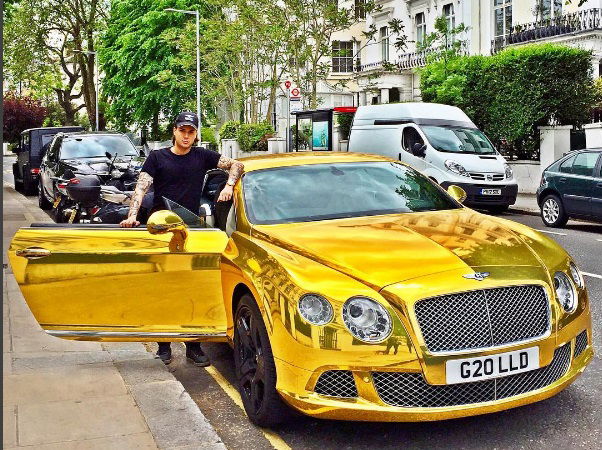 Giovani e ricchi: perché la gente ce l'ha col programma di Rai2