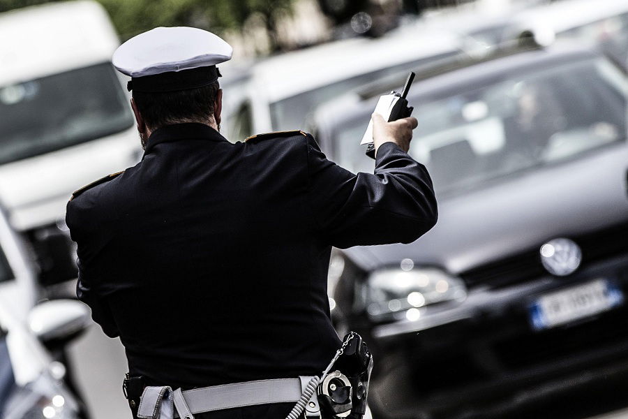 Spese vigili Roma, in tre mesi 1,2 milioni per vestiti e cover Spese vigili Roma, in tre mesi 1,2 milioni per vestiti e cover