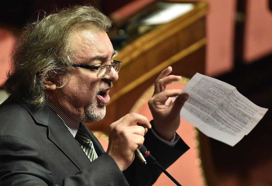 Mario Michele Giarrusso, imputazione coatta per il senatore M5S