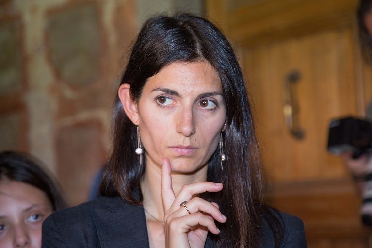 Virginia Raggi e il processo Marra: se condannata mi dimetterò