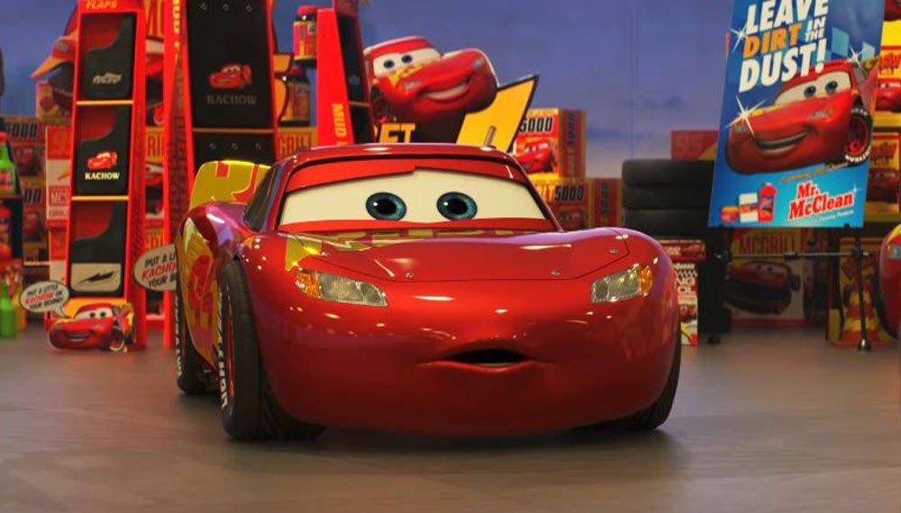 Cars 3: nuovo poster e nuovi personaggi del film | Giornalettismo
