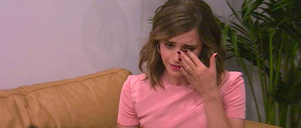 Emma Watson: lacrime in tv nello show americano "The Ellen"