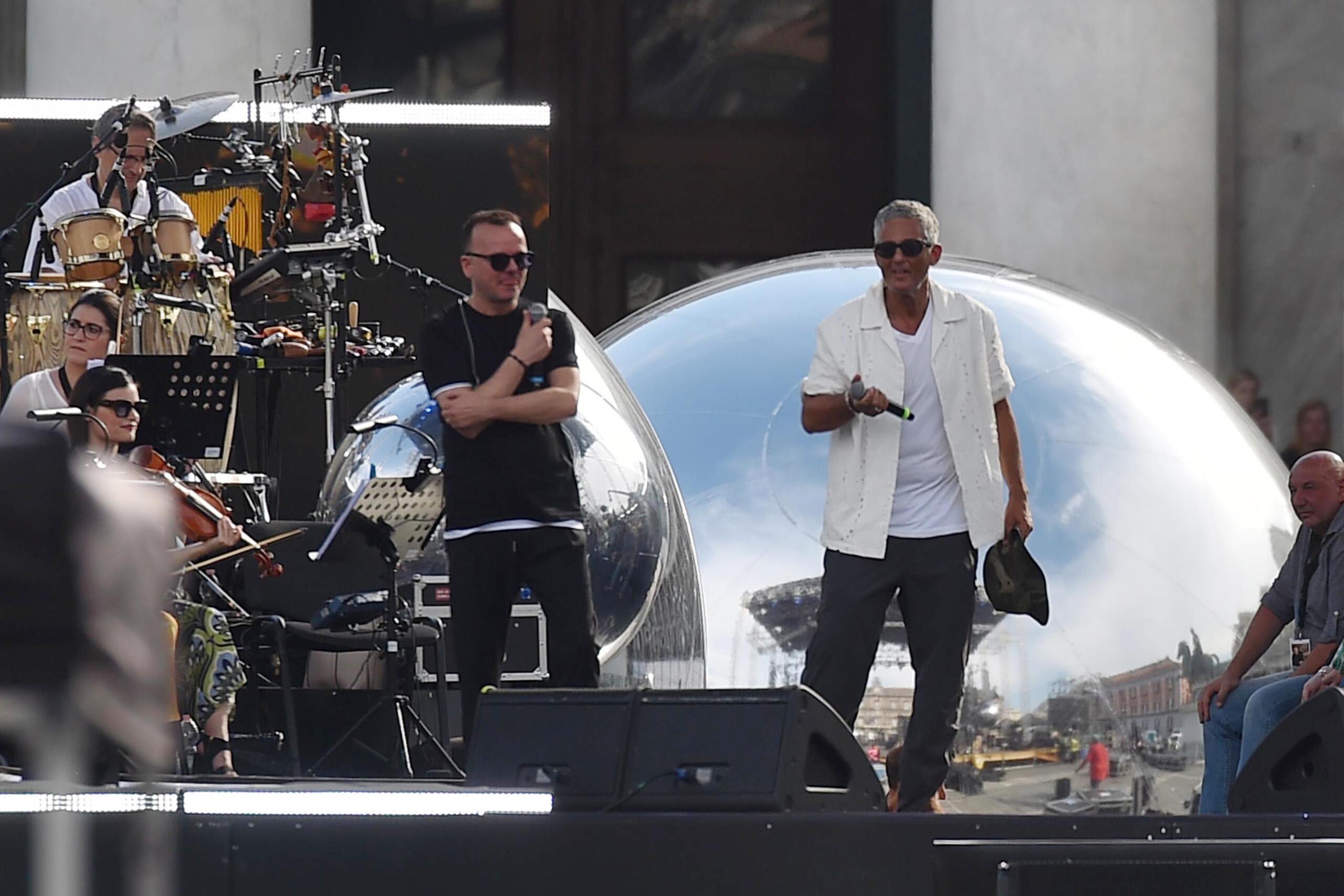 Giornalisti Rai contro Fiorello perché prende il posto del Tg1