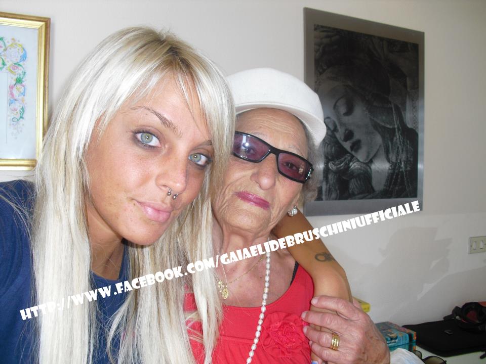 Gaia Elide Bruschini: foto | Isa e Chia