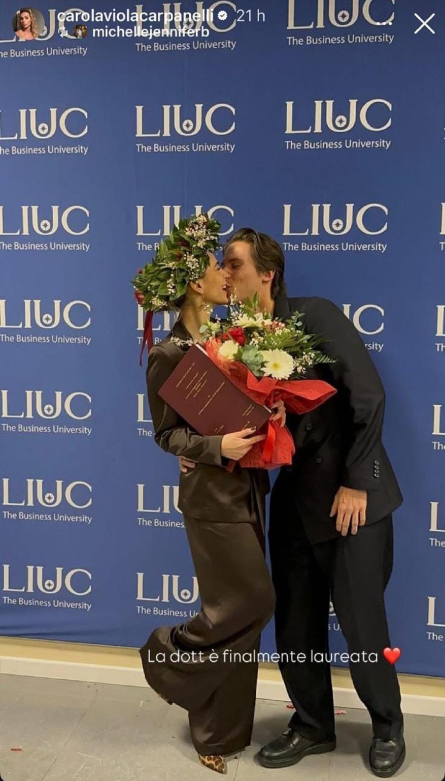 Uomini e Donne, Carola Carpanelli si laurea e festeggia col nuovo fidanzato