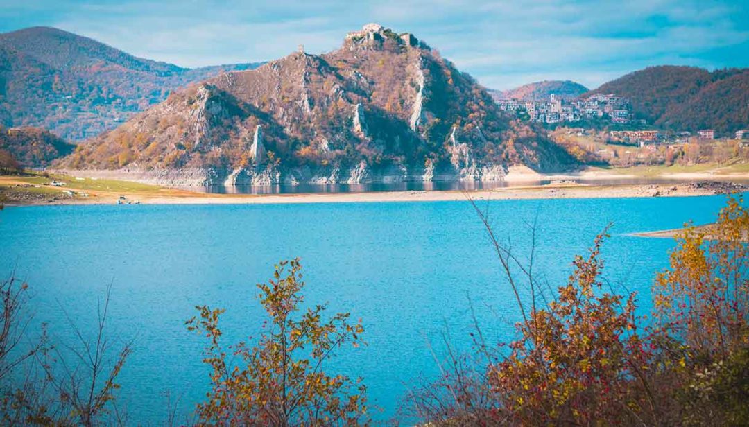Cosa fare sul Lago del Turano - Lazio