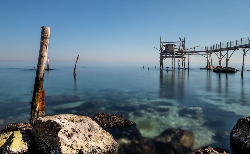 Trabocchi: cosa sono, dove si trovano e perché vale la pena vederli