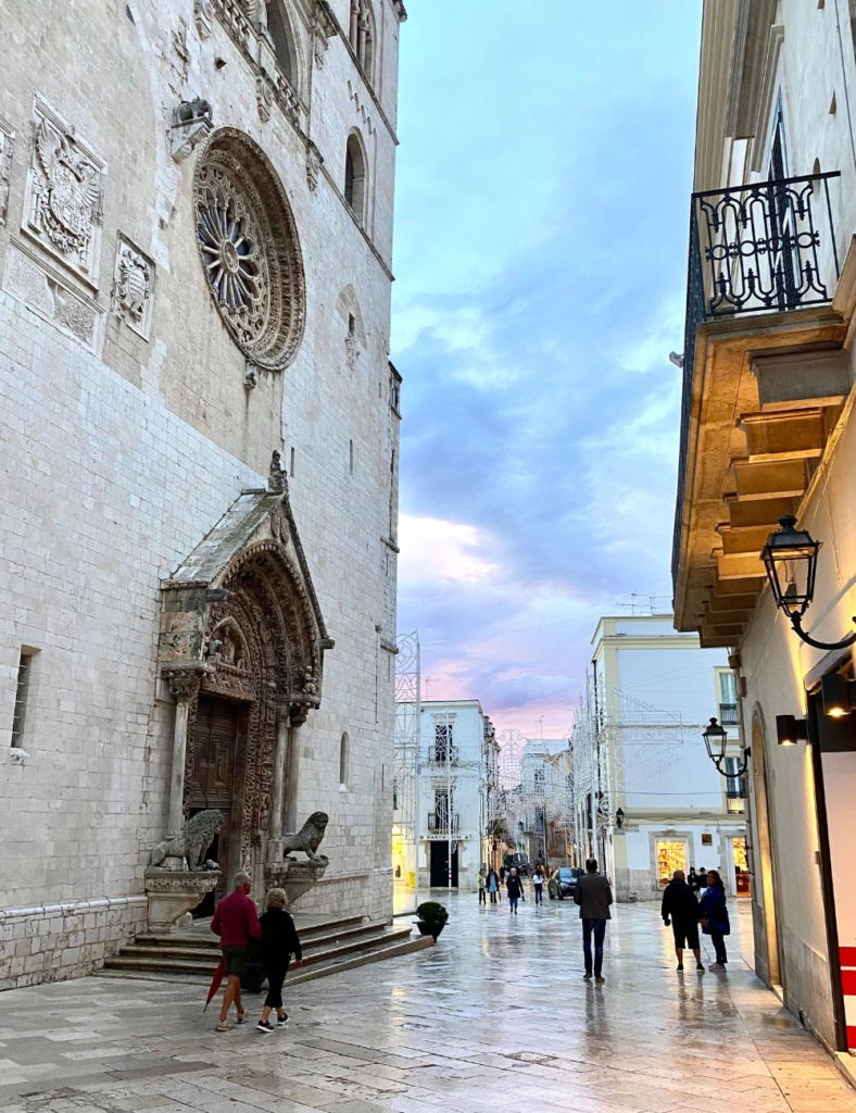 Altamura: Cosa vedere, dove mangiare e dormire (Guida 2024)